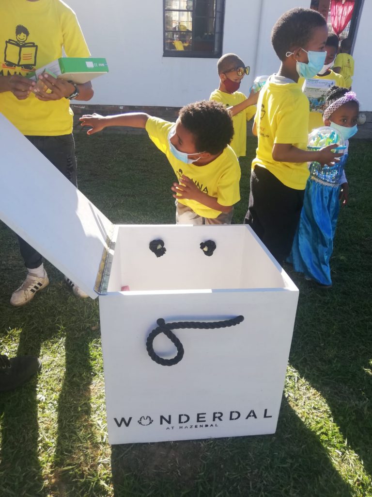 Wonderboxes from Wonderdal – Anna Foundation